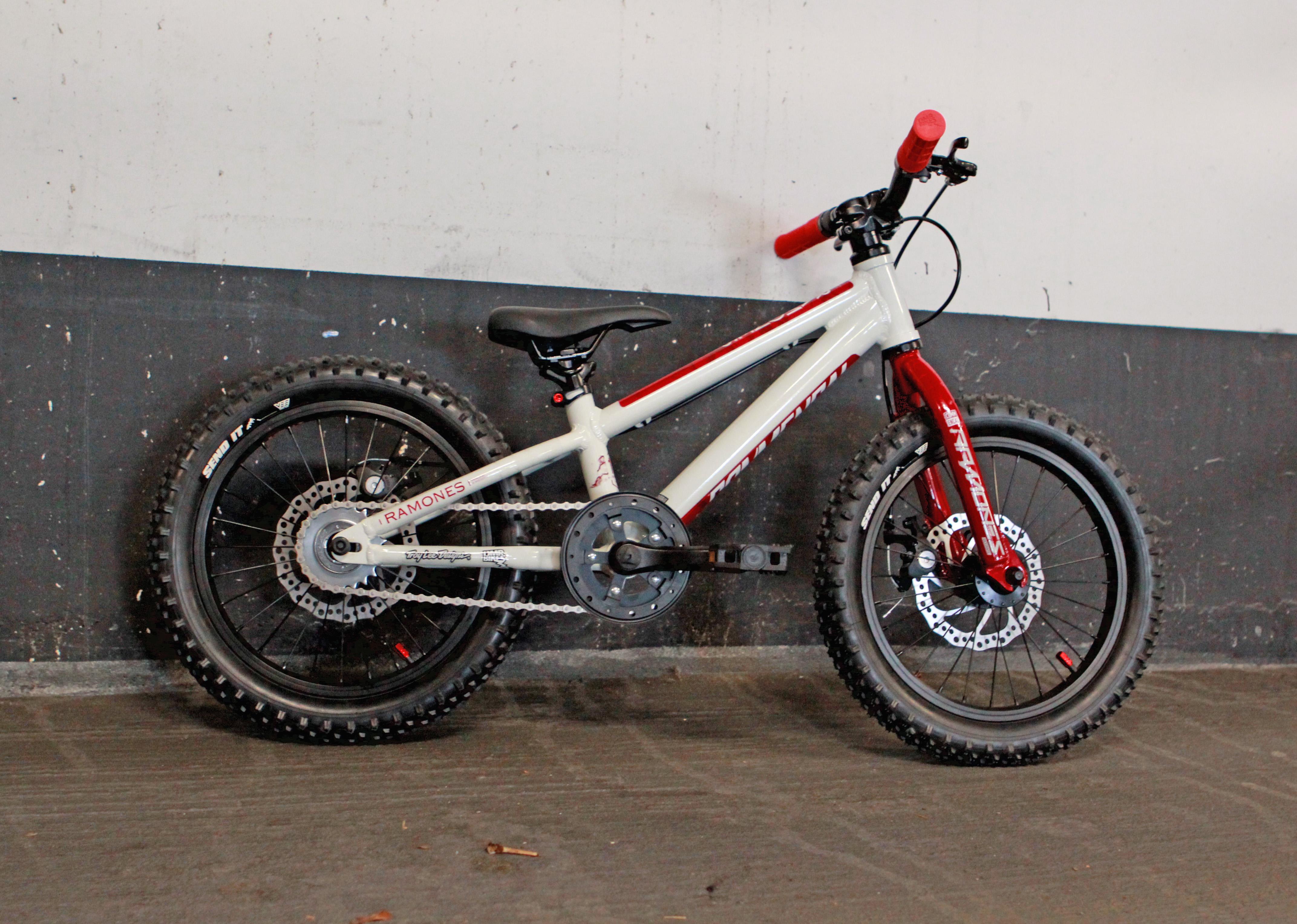 Choix vélo enfant 3 ans - Le vélo et associés - Belgium Mountain Bikers